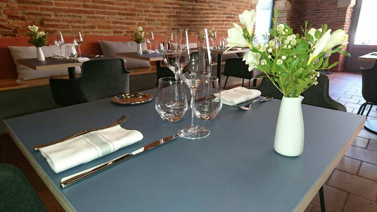 Restaurant place Mage - 2b Design